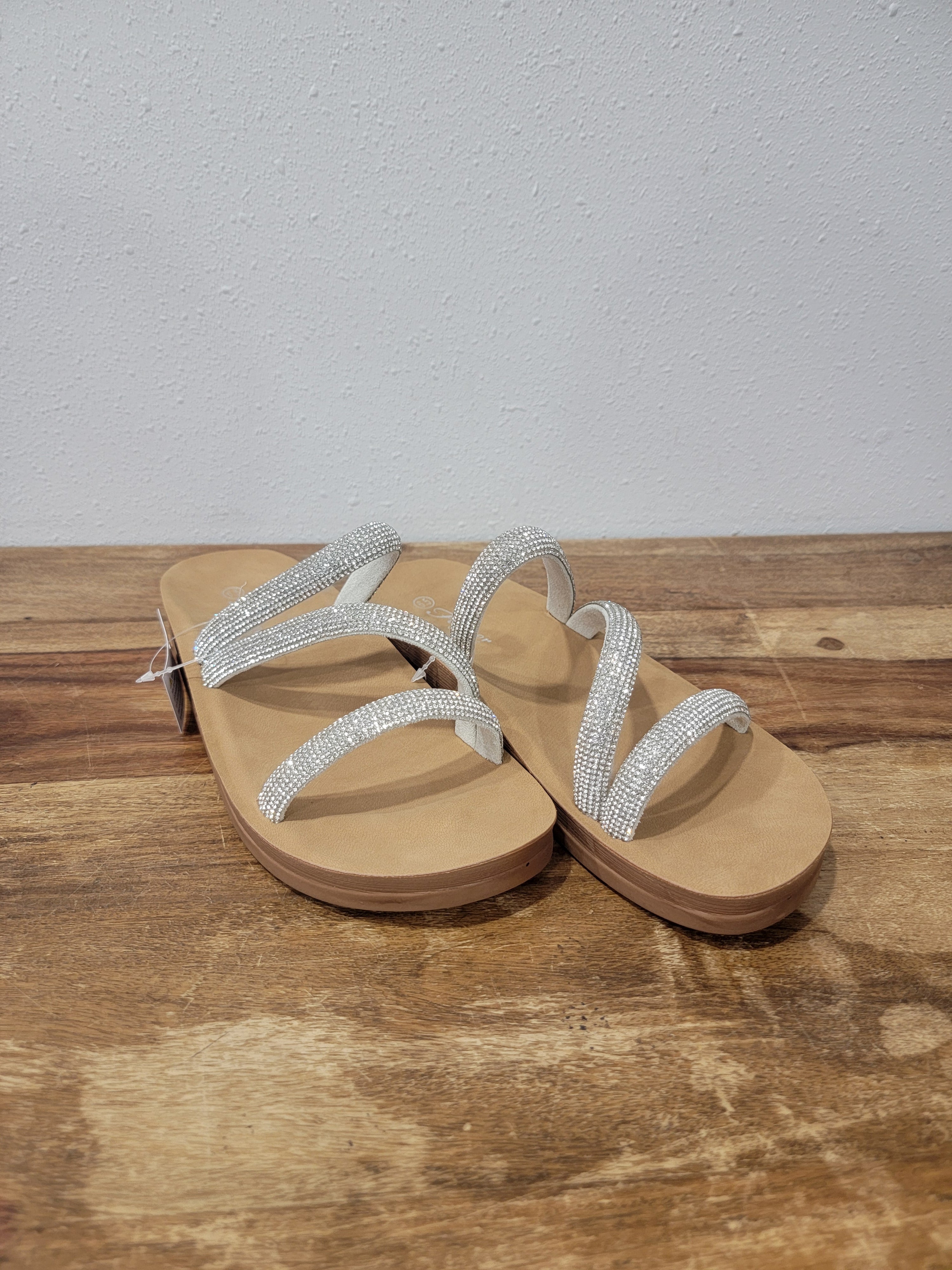 Forever Silver Strappy Sandal / Recommend-6 Silver – Rocky Road Boutique